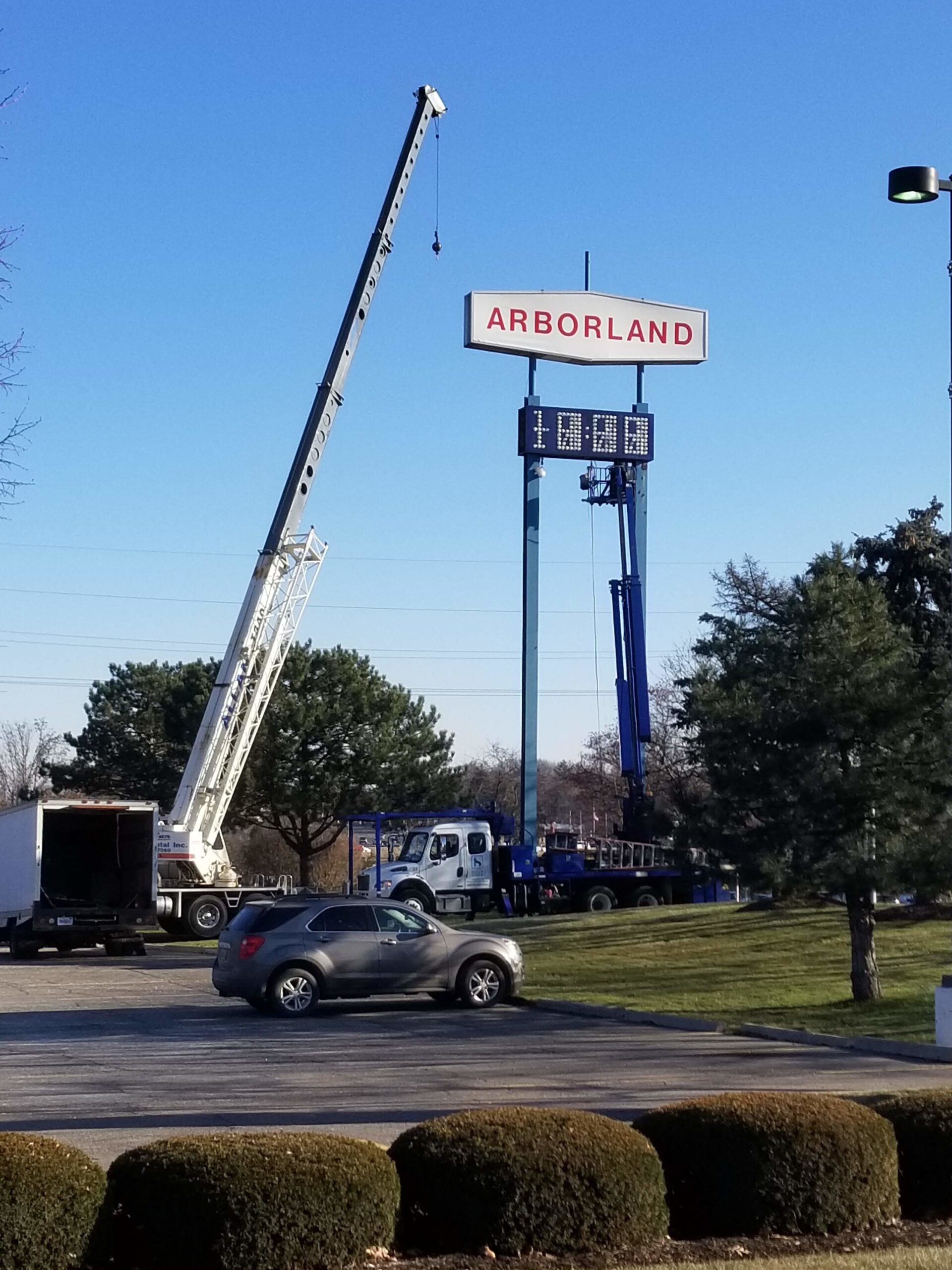 Renovating Iconic Commercial Signage : Case Study | Johnson Sign Co.