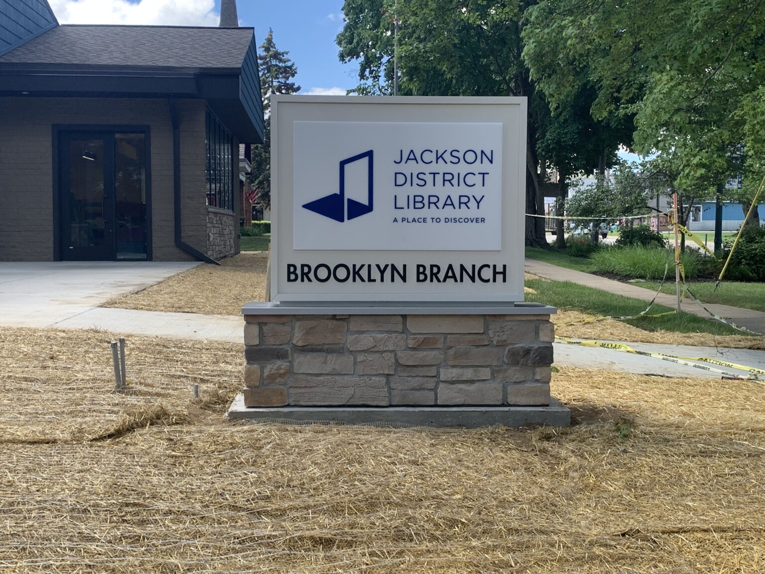 Jackson District Library | Johnson Sign Company
