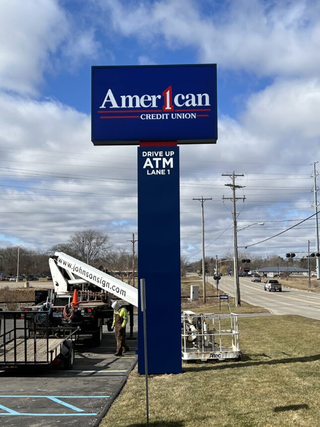 Pylon Signs from Johnson Sign | Custom Pylon Sign Manufacturer