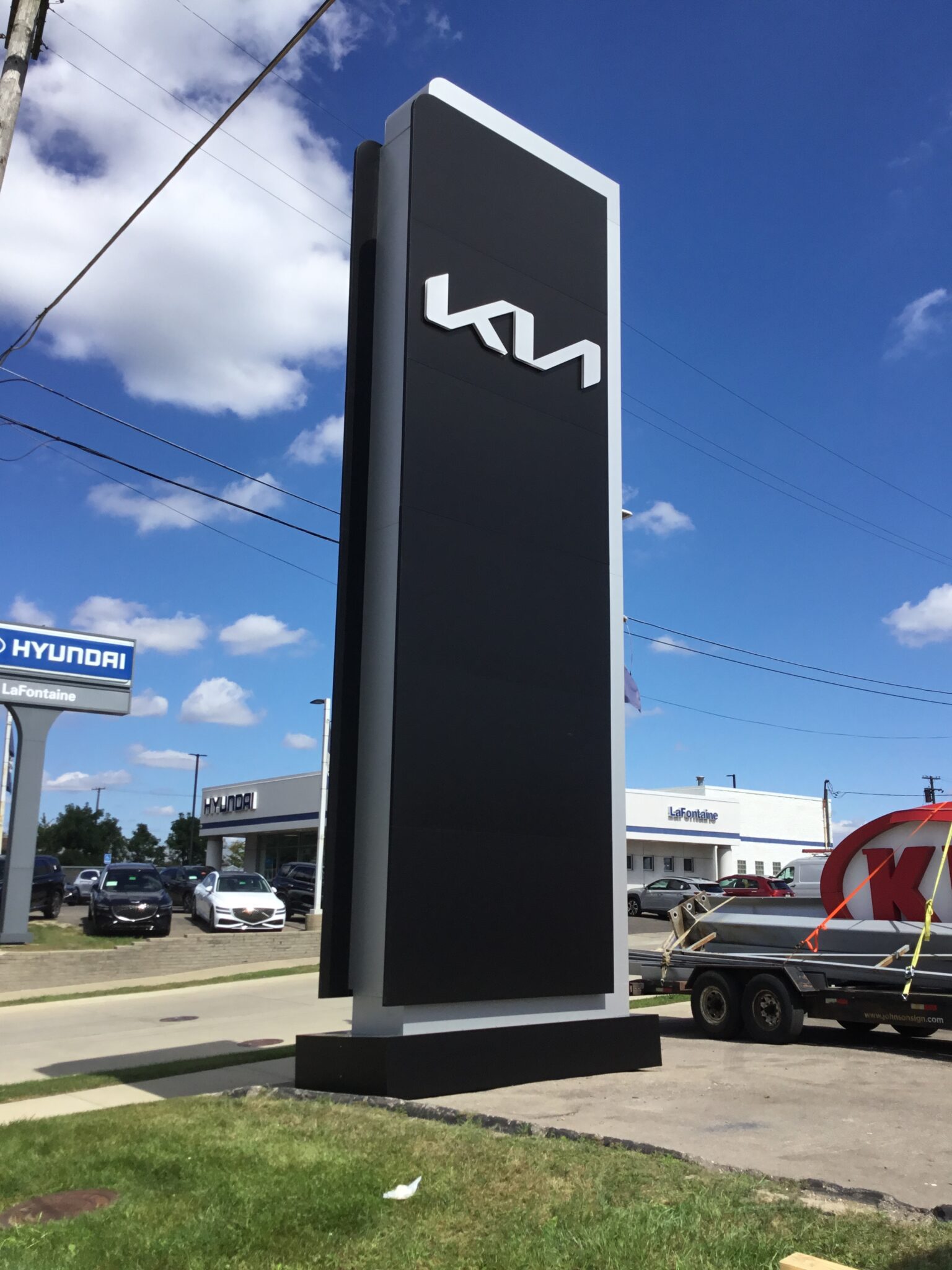 LaFontaine Kia of Dearborn - Dearborn, MI | Johnson Sign Company