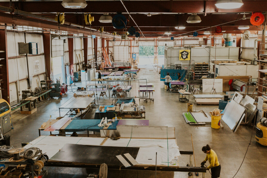 The Benefits of Hiring a Full Service Commercial Sign Company