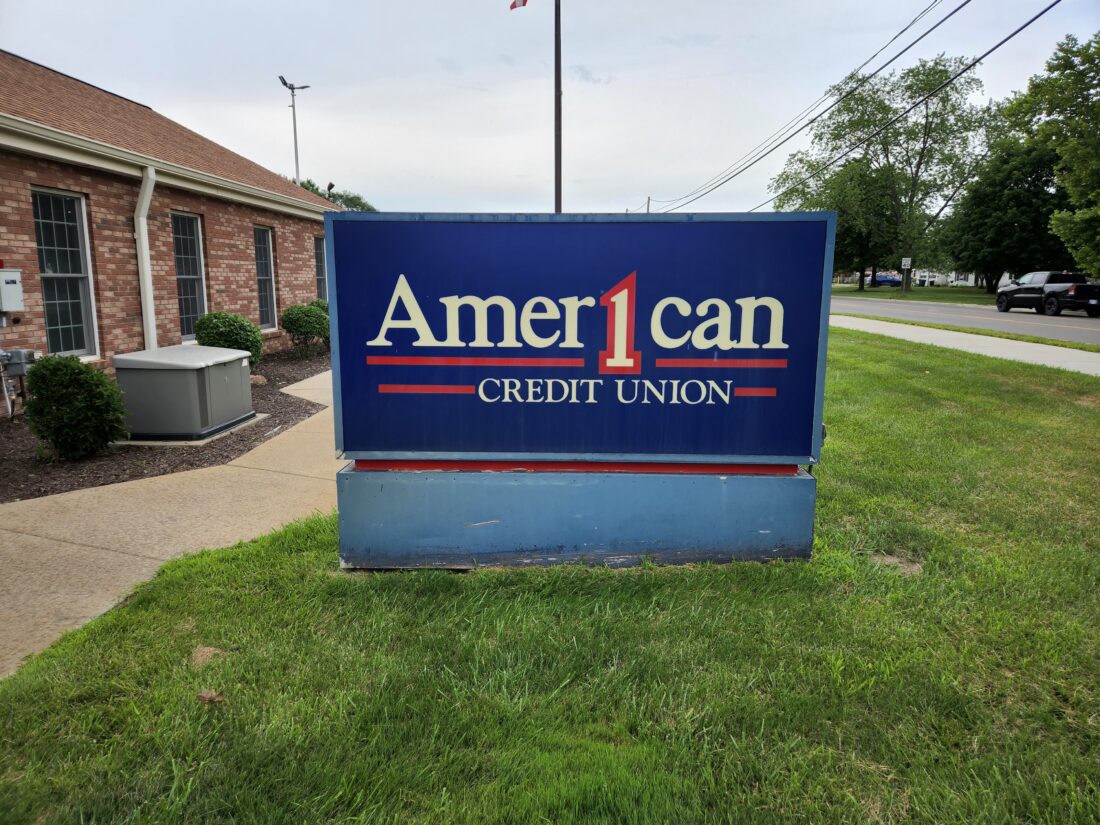 5 Ways to Refurbish an Existing Business Sign | Johnson Sign Co.