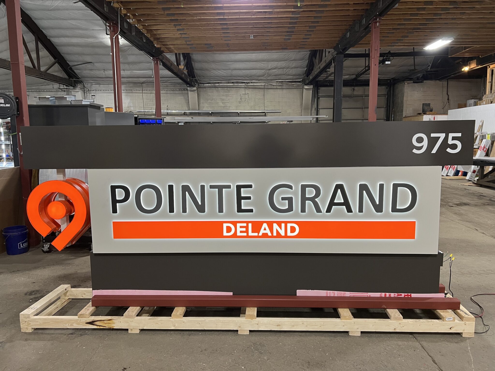 Pointe Grande Apartment Homes | Johnson Sign Company